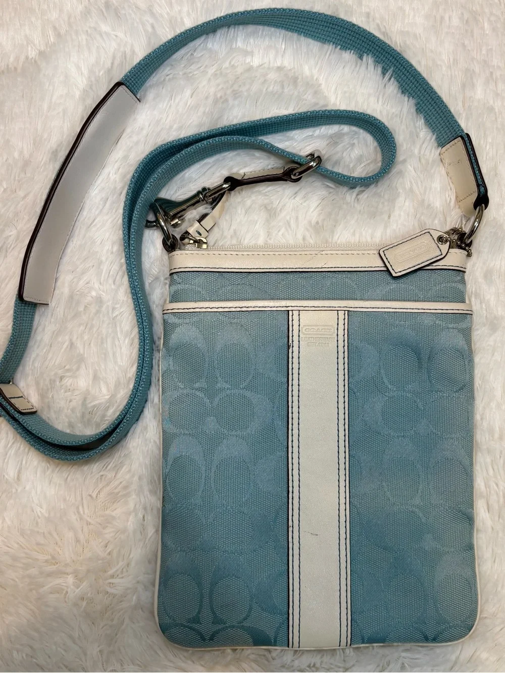 Coach | Bags | Coach Signature Jacquard Swingpack Crossbody Style 66 ...